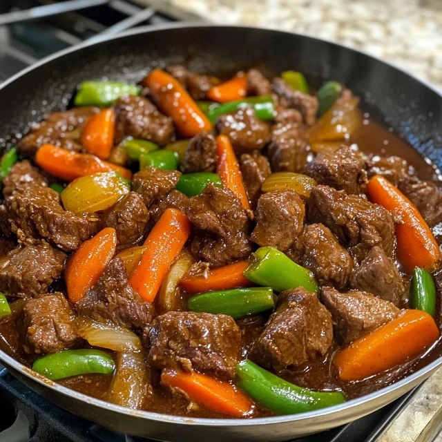 Authentic Filipino Beef Caldereta Recipe – Rich, Spicy, and Hearty Stew ...